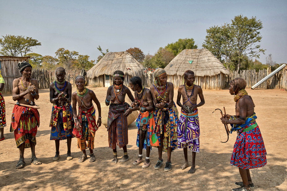 AFRICA | Visual Tribes - Gambue Tribe