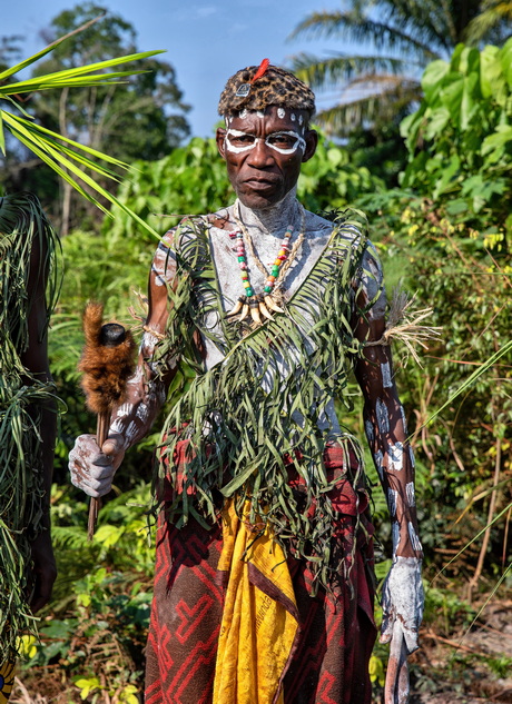 AFRICA | Visual Tribes - Ngombe Tribe
